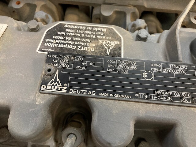 New Deutz D2011L03 Oil Cooled Diesel Engine