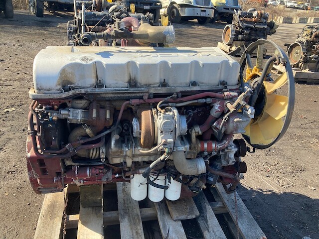 Low Mileage, 2009 Mack MP7 Diesel Engine with DPF Emissions