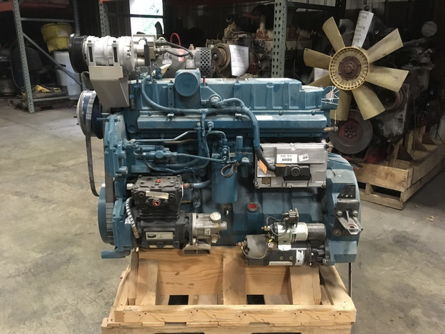 New International DT530E-330hp Unused Govt Surplus Engine