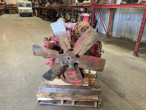 Cummins V903 Diesel Engine