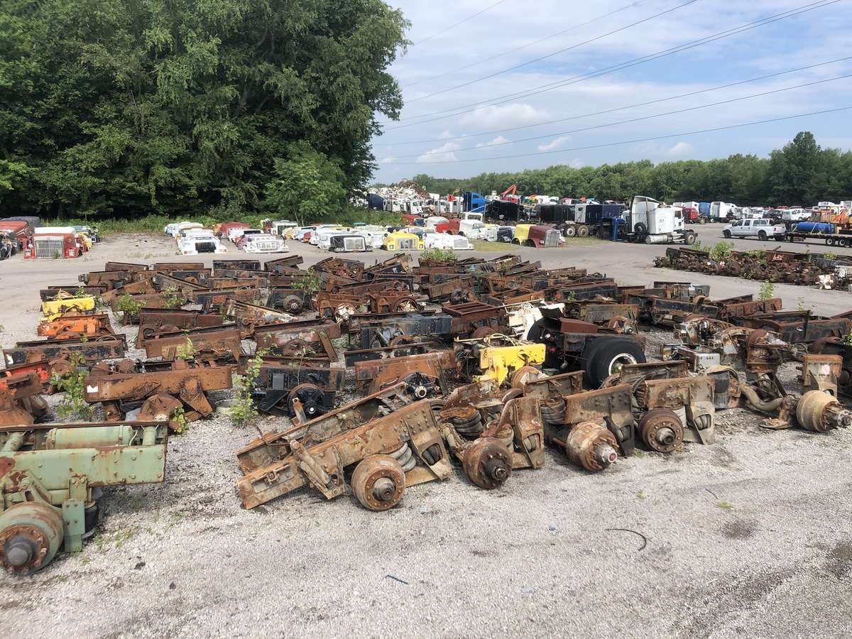 Salvage Trucks Parts for Sale | Medium and Heavy Duty Salvage Truck Parts