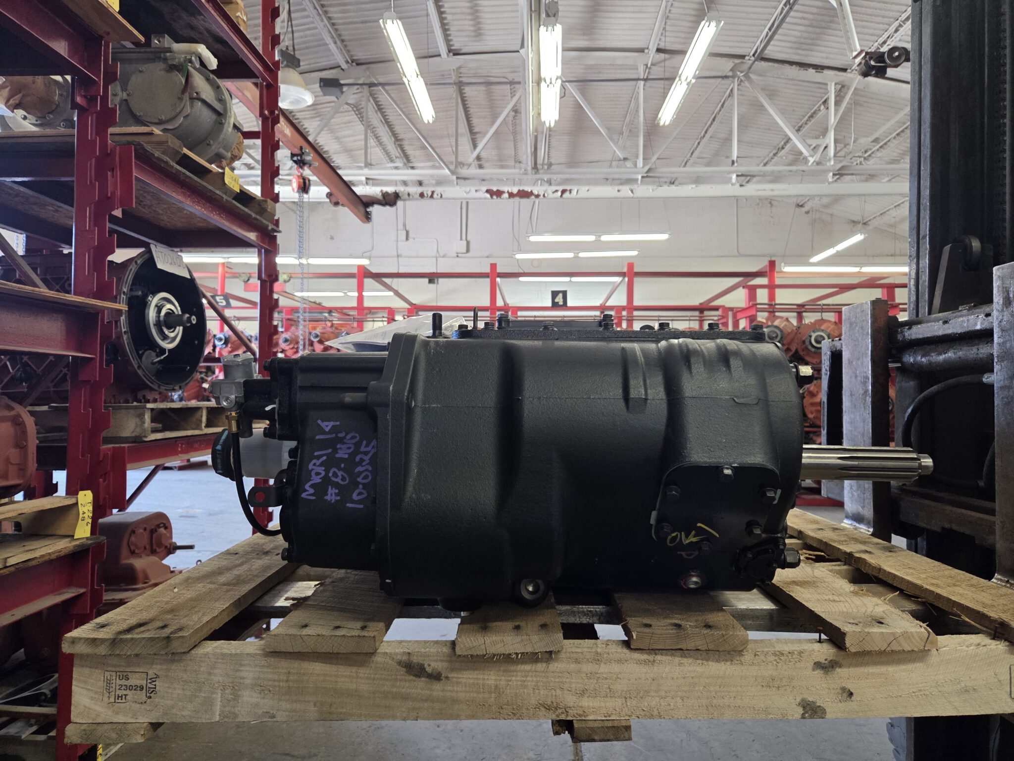 NEW EATON-FULLER RTLO 18918B 18 Speed Transmissions - Adelman's