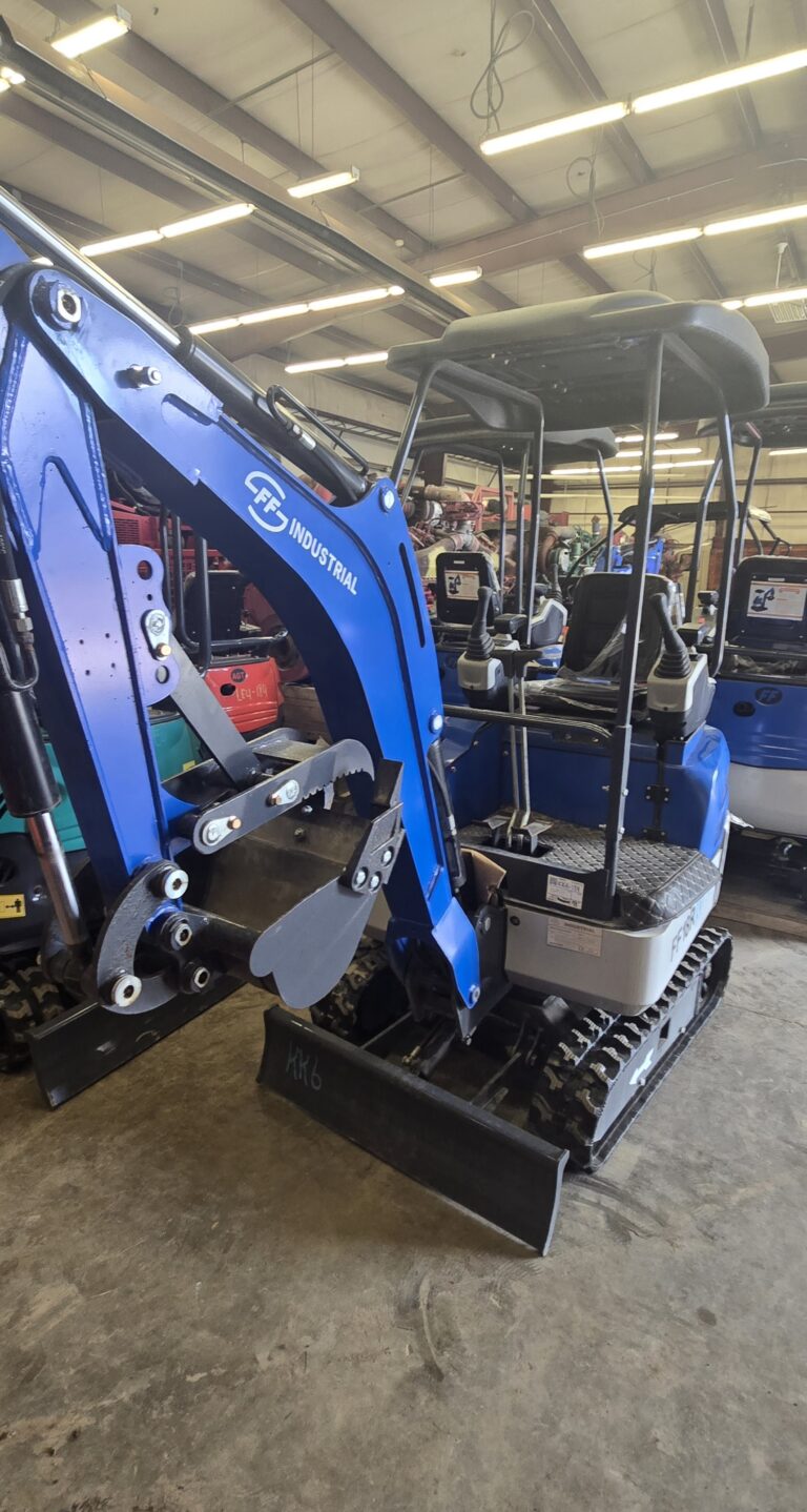 FF Industrial FF18R Mini Excavator - Adelman's